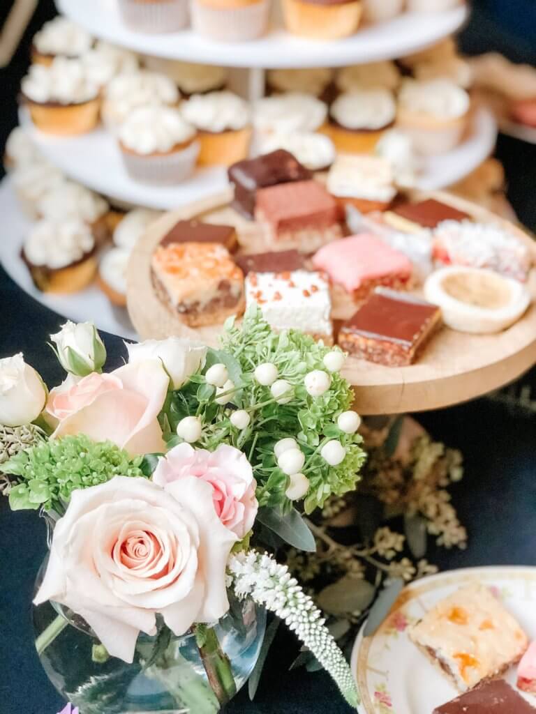 Sugarbird – Custom Cakes and Floral Design